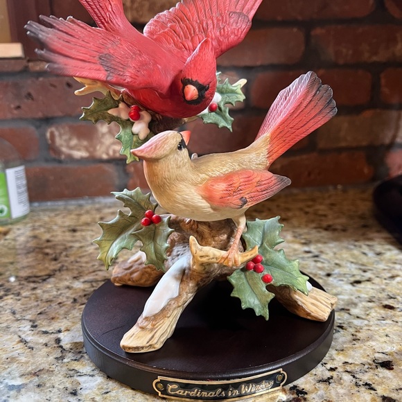 Accents | Homco 1995 Beautiful Classic Porcelain Cardinals In Winter ...